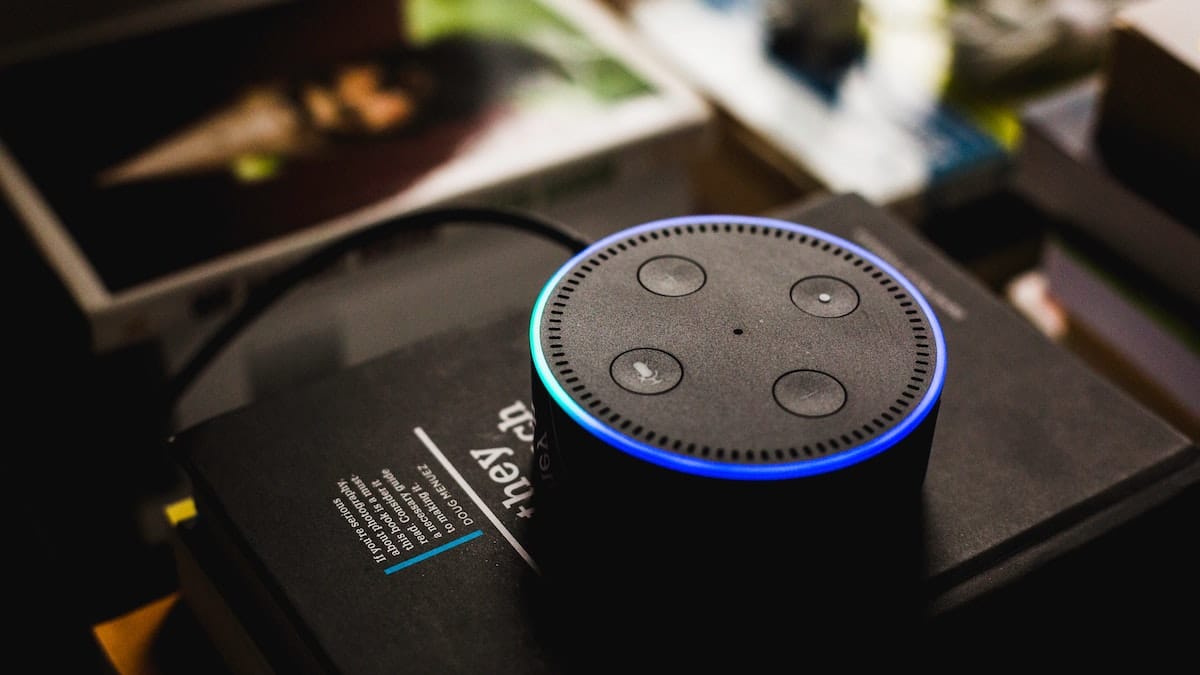 Siri, Cortana, Alexa: Why our AIs have personalities and a female voice
