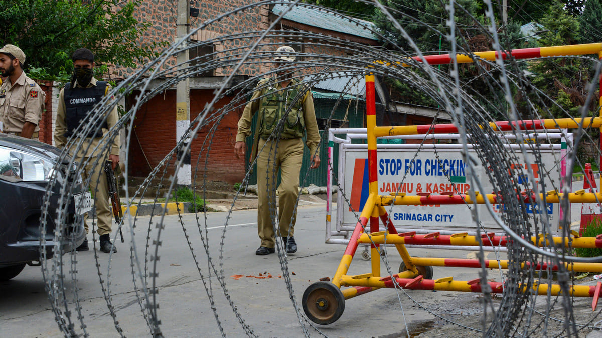 J&K Police counter-insurgency wing conducts raids in multiple locations ...