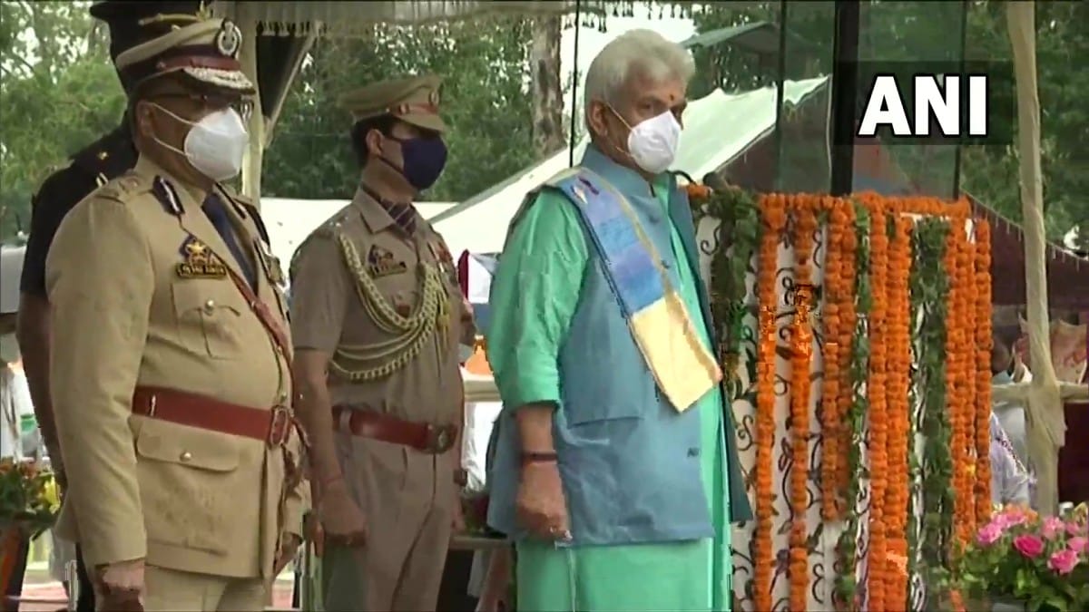 J&K committed to ensure 'dignified' return of Kashmiri pandits, LG ...