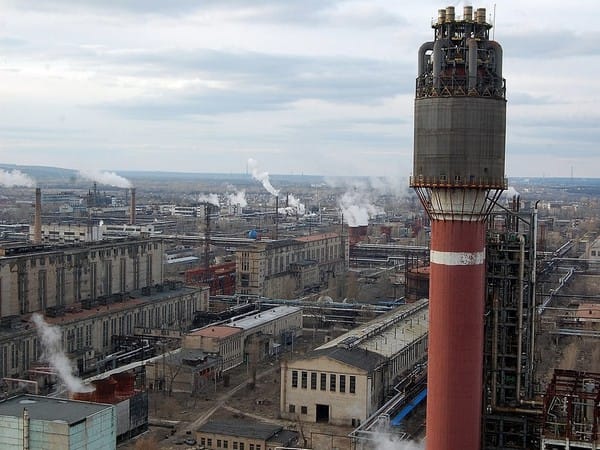 300-400 Ukrainian troops trapped at Azot chemical plant in ...