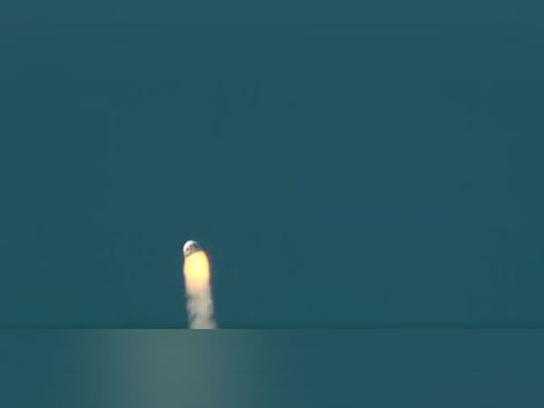 Blue Origin rocket experiences booster failure during uncrewed launch ...