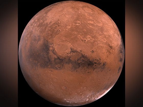 NASA's James Webb Space Telescope captures first images of Mars ...