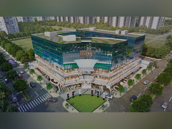 Paras Buildtech's new retail hub, Paras One33 becomes the toast of ...