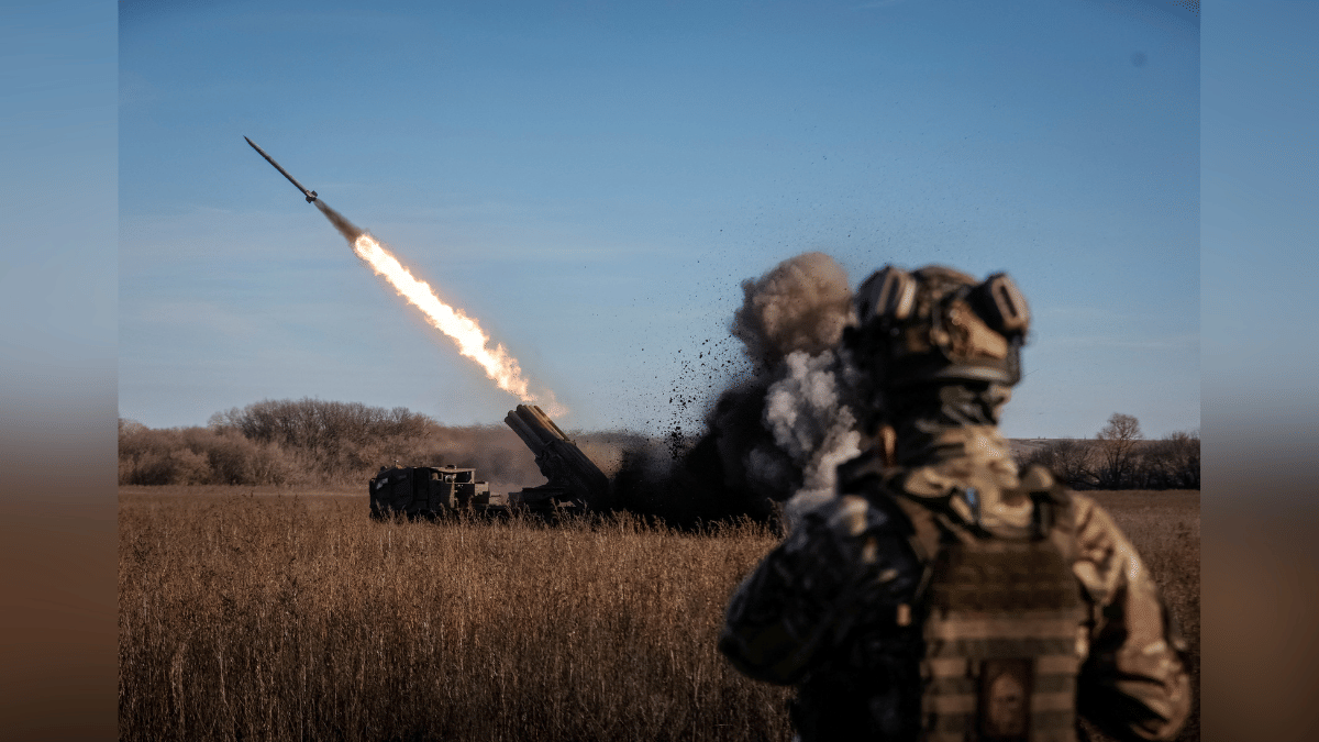 Heavy fighting continues in Donetsk, NATO seeks to sustain support ...