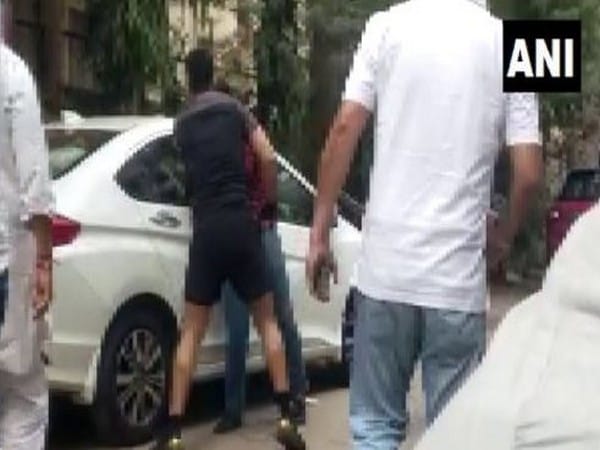 Delivery boy beaten for not having change in Delhi, police initiates ...