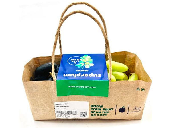 Superplum launches traceable & safe to eat grapes in plastic free ...