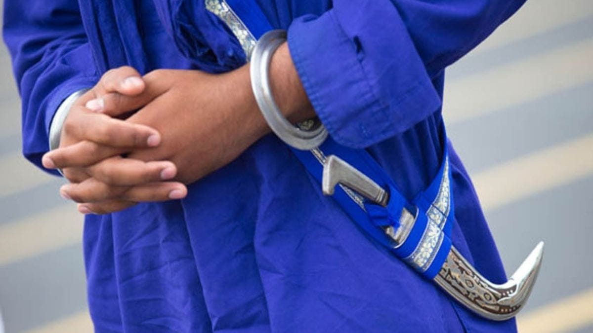 Kirpan or khukri? SGPC & T-Series cross swords over 'Sikh symbol' in ...