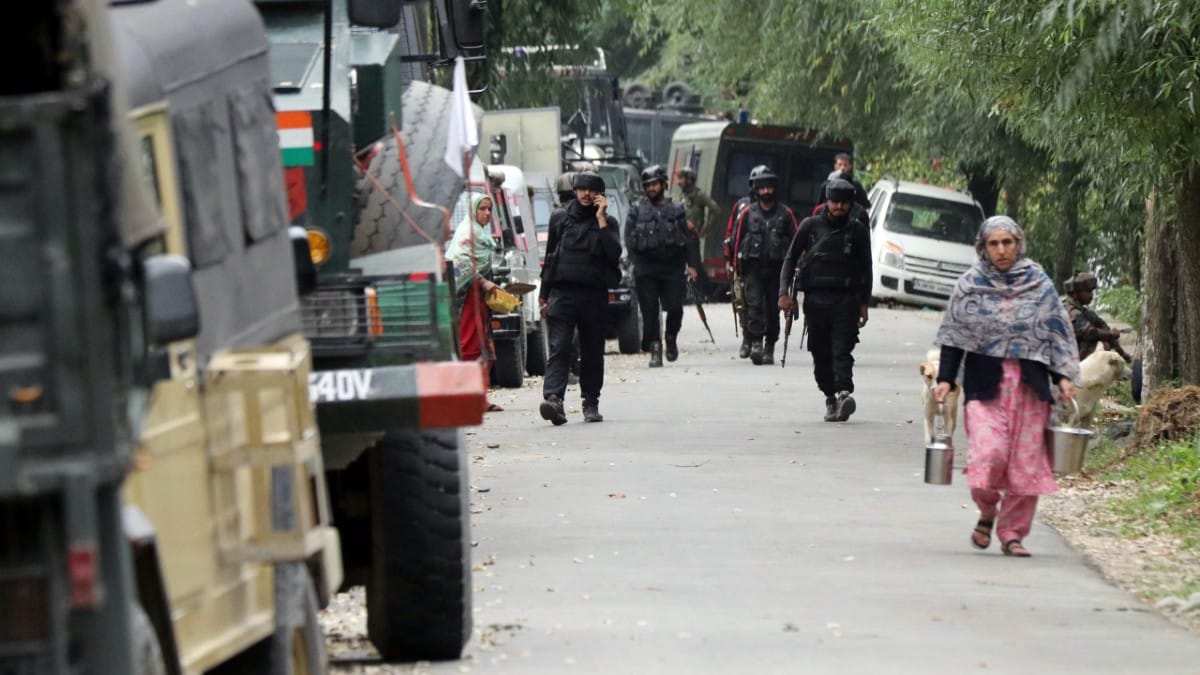 4 army personnel killed in terrorist encounter during fresh firing in J ...