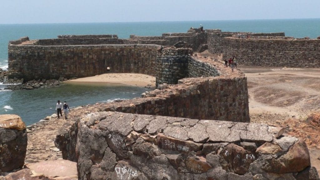 Why Navy Day is being celebrated at Maharashtra's Sindhudurg — Maratha ...