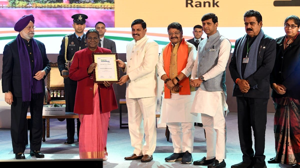 Indore, Surat bag cleanest city accolade at Swachh Survekshan awards ...