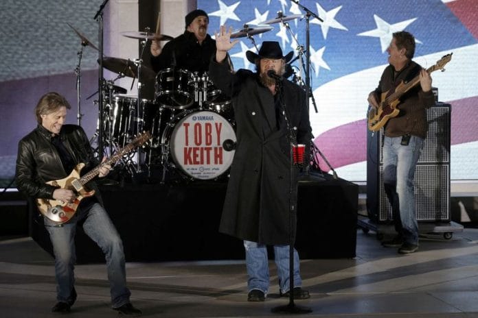 US country singer Toby Keith dies aged 62 – ThePrint – ReutersFeed