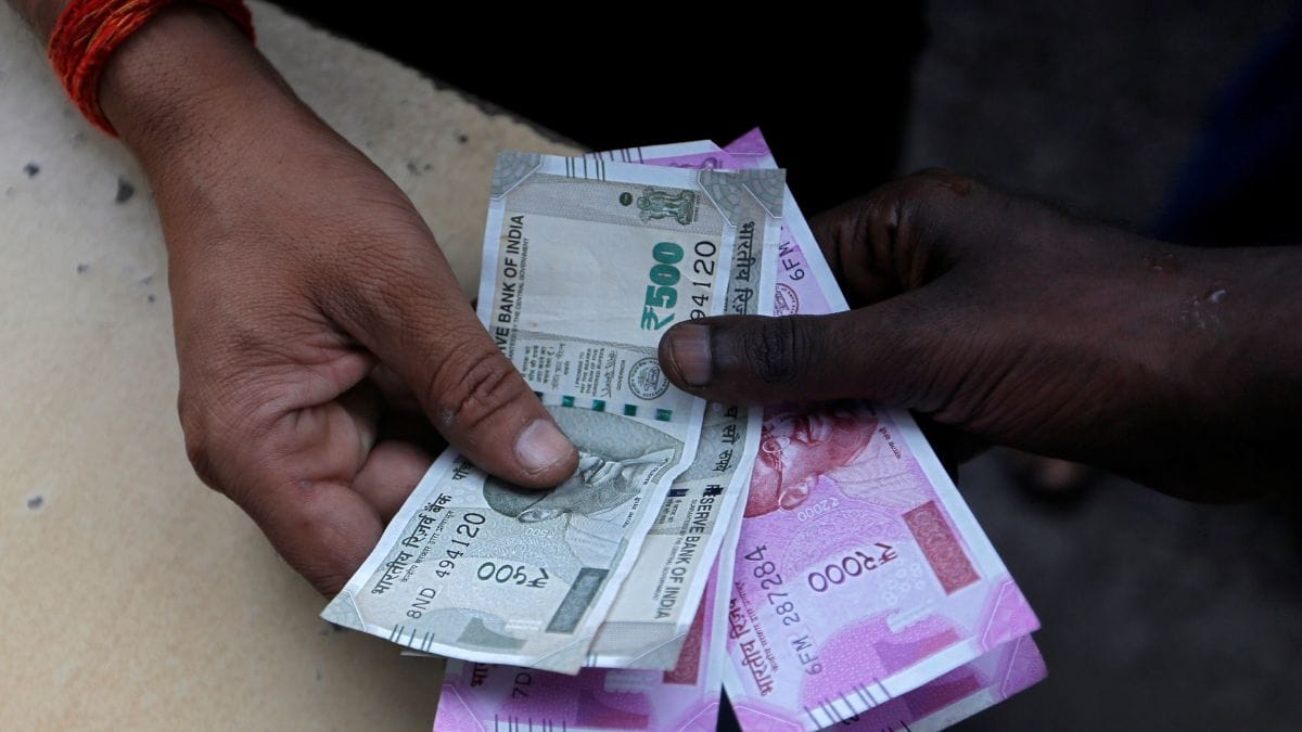 Demonetisation failure? Rs 500 & Rs 2,000 notes together make up 50% of ...