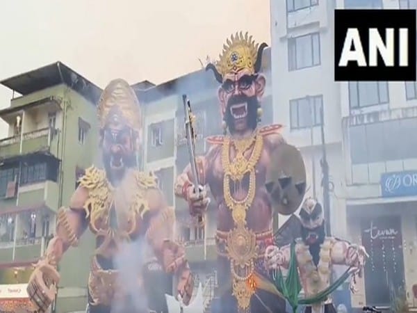 Goa: People burn effigies of demon Narakasura to celebrate Diwali ...
