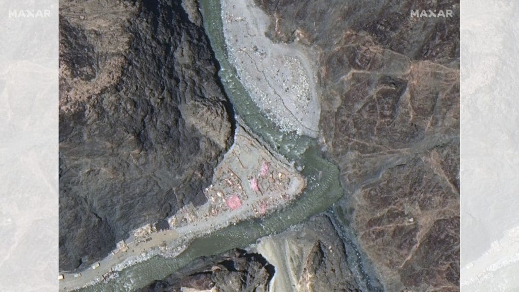 Indian & Chinese troops start disengagement at Depsang. What the LAC ...