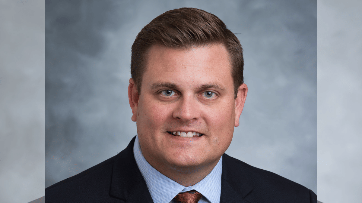 UnitedHealthcare CEO Brian Thompson fatally shot in chest outside ...