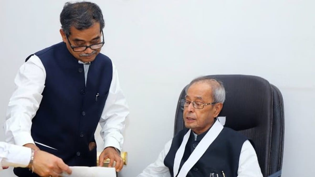Pranab Mukherjee’s son Abhijit to return to Congress today after 4 ...