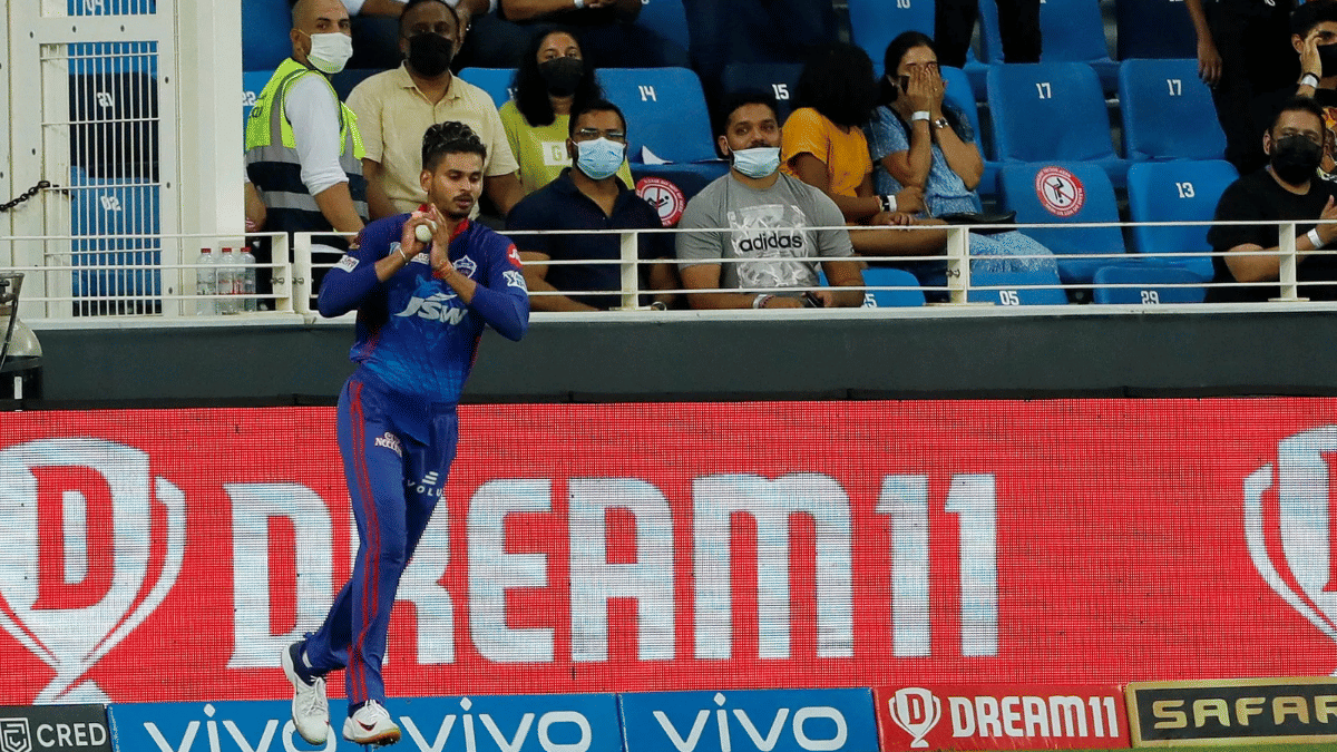 Cricketer Shreyas Iyer suffers ‘spleen laceration’ after diving catch ...