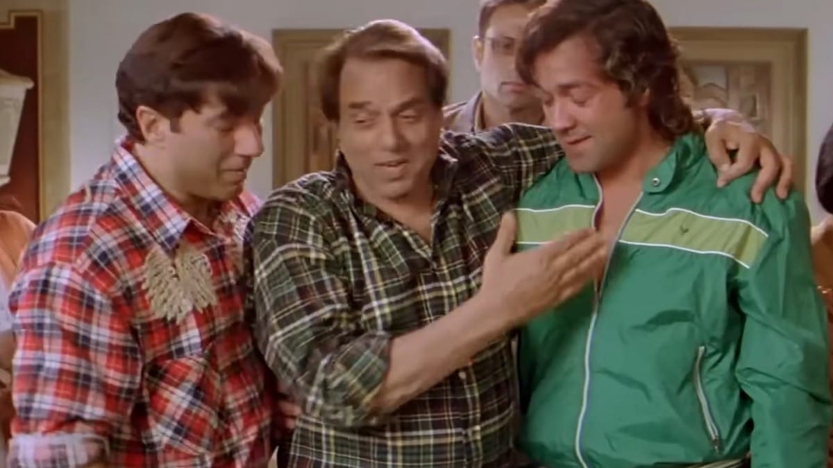 Dharmendra-Sunny-Bobby were a rare father-son act that worked