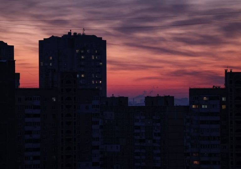 A thousand Kyiv apartment blocks still without heating after Russian ...