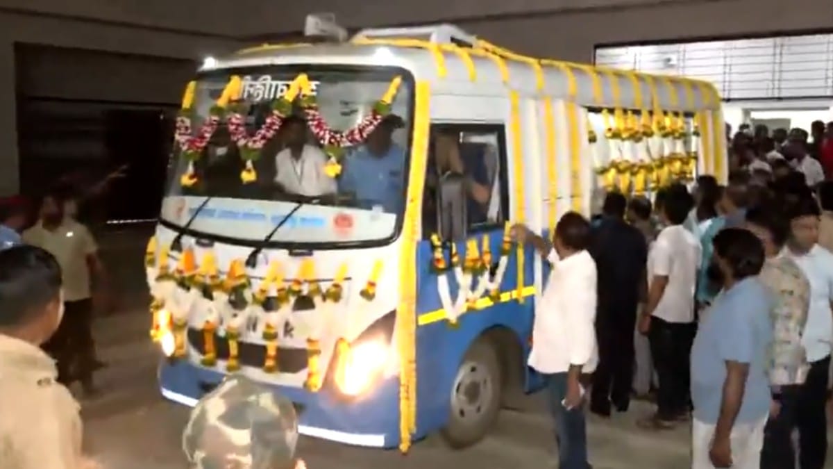 AJIT PAWAR DIES IN PLANE CRASH | LIVE UPDATES