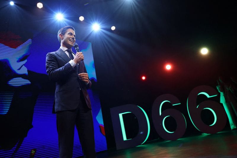 Dutch politicians reach agreement on rare minority government, NOS ...