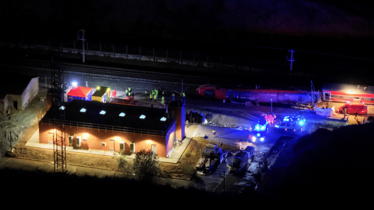 Spain high-speed train crash death toll rises to 39, cause still unknown