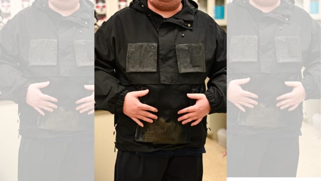 Researchers develop jacket that can harvest drinking water from air