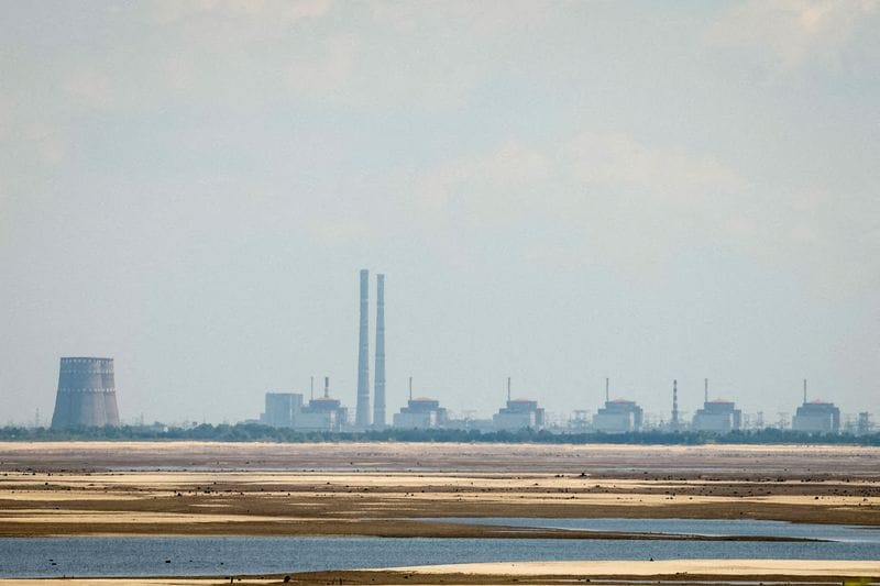 Ukraine's Zaporizhzhya nuclear plant reconnected to grid after IAEA ...